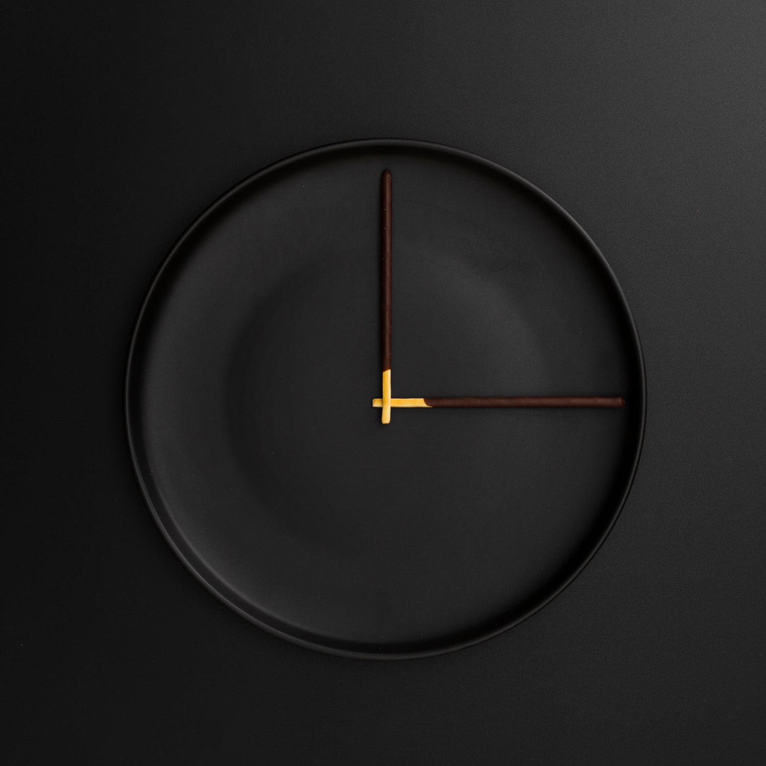 Expensive Wall Clock : An Art and Object of Eclectism | Arts of Archit ...